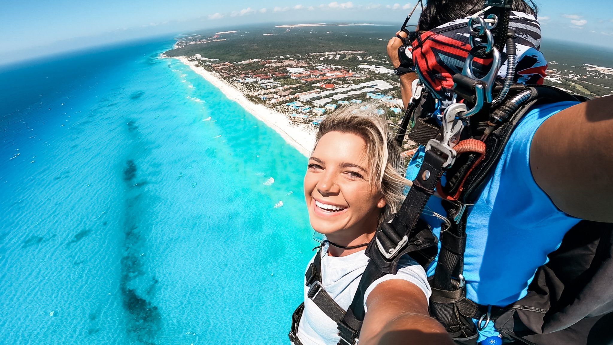 Skydiving in Playa del Carmen - HUDSON AND EMILY